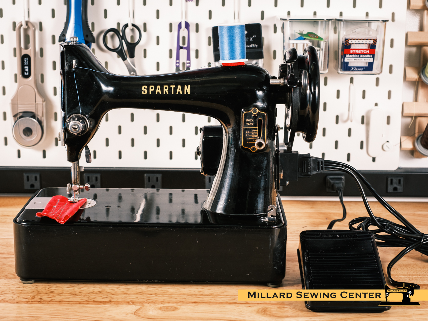 Singer 192k Spartan – Millard Sewing Center