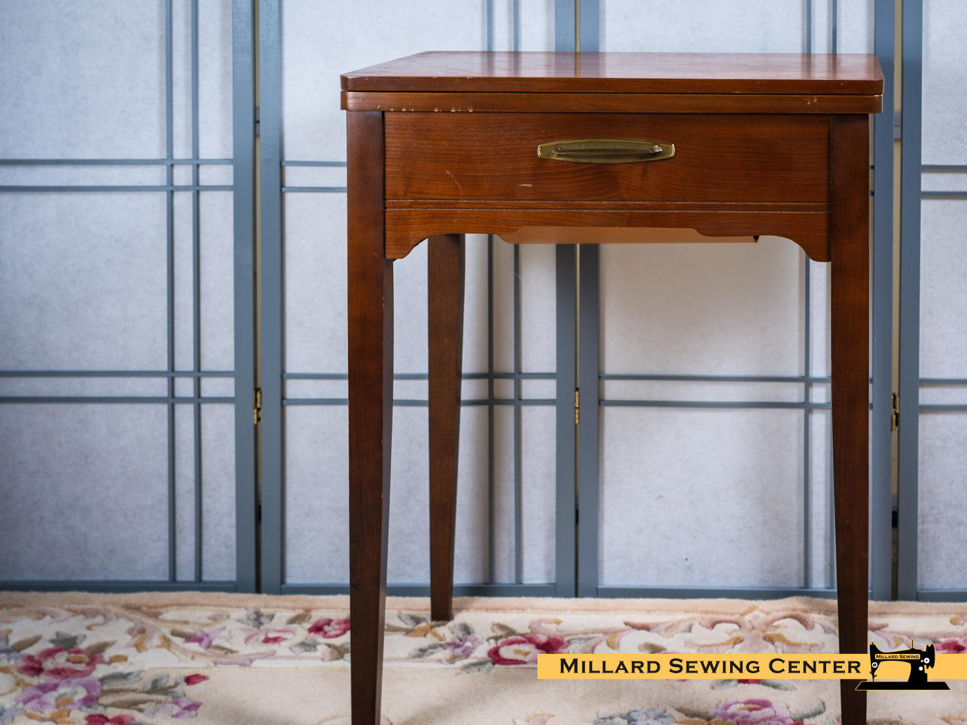 Singer Cabinet, 70SingerE – Millard Sewing Center